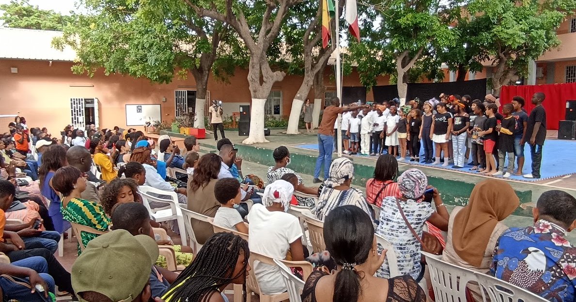 Tous en scène - École franco-sénégalaise